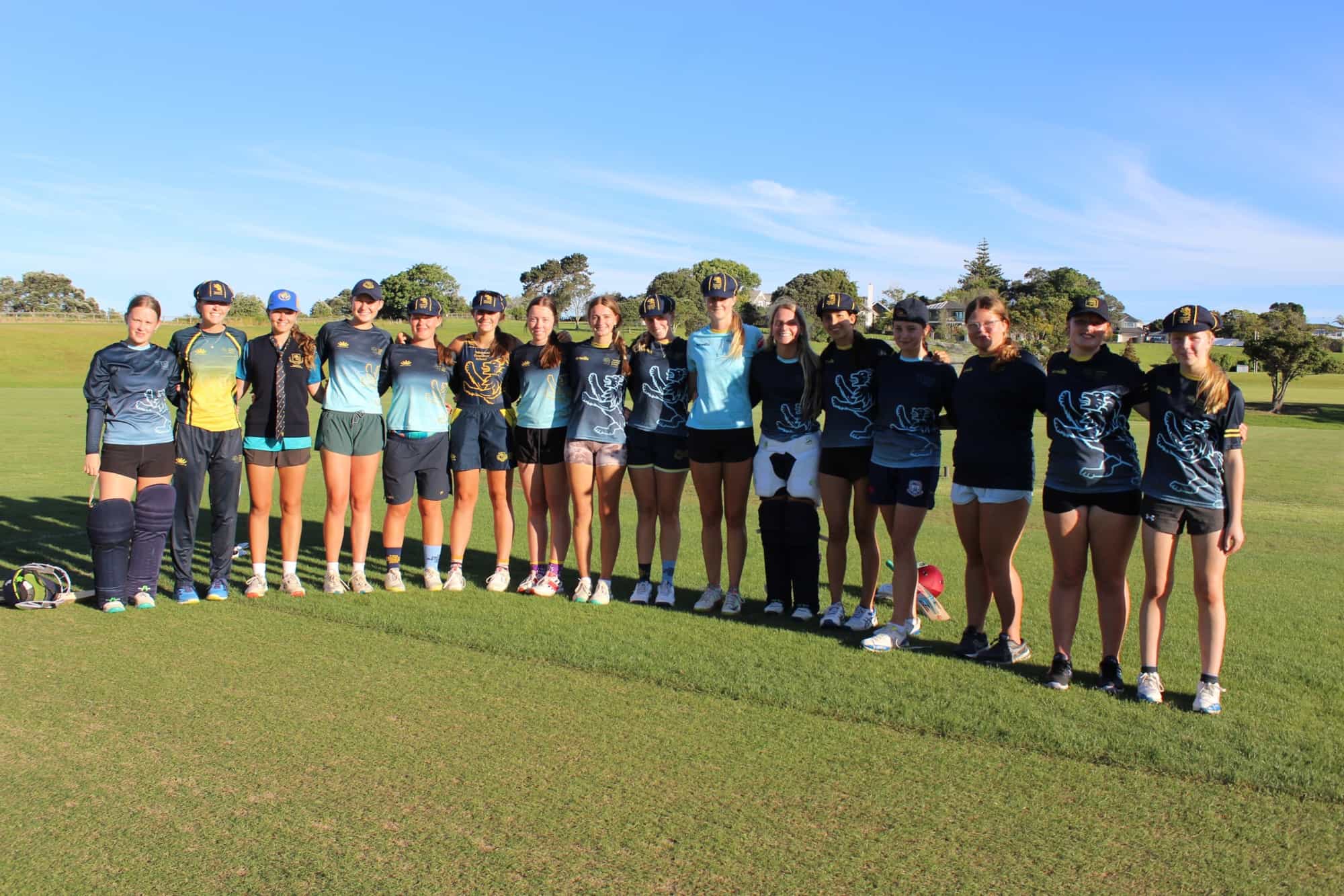 Cricket: Alumni help the Girls' 1st XI prepare for the season