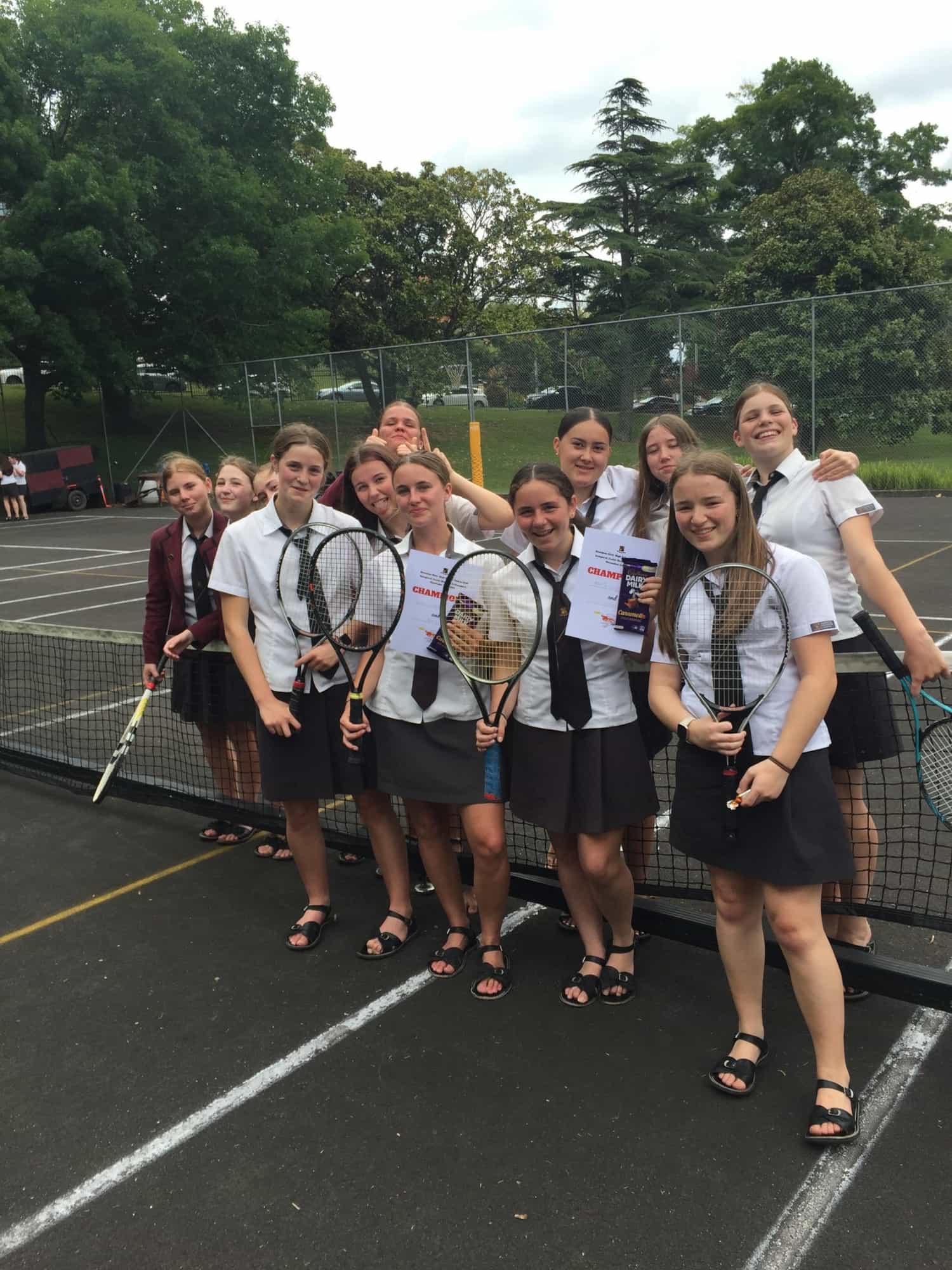 Social tennis competition