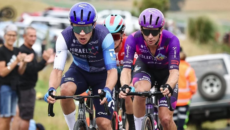 Aaron shuts the gate in NZ’s elite cycling road race
