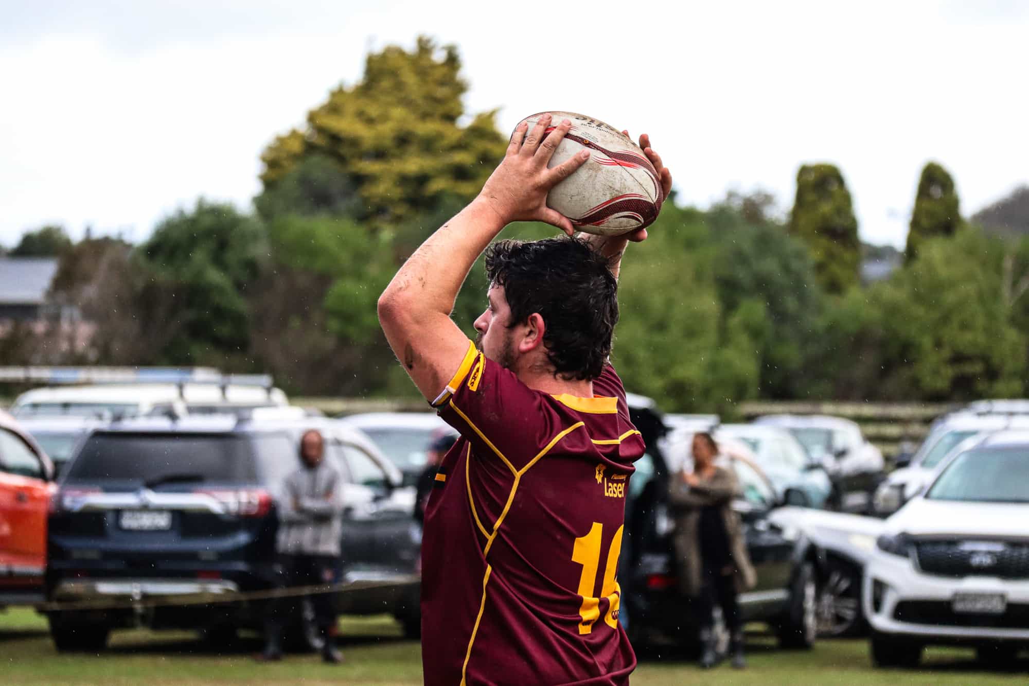 Kaierau Holds On in Classic Premier Clash