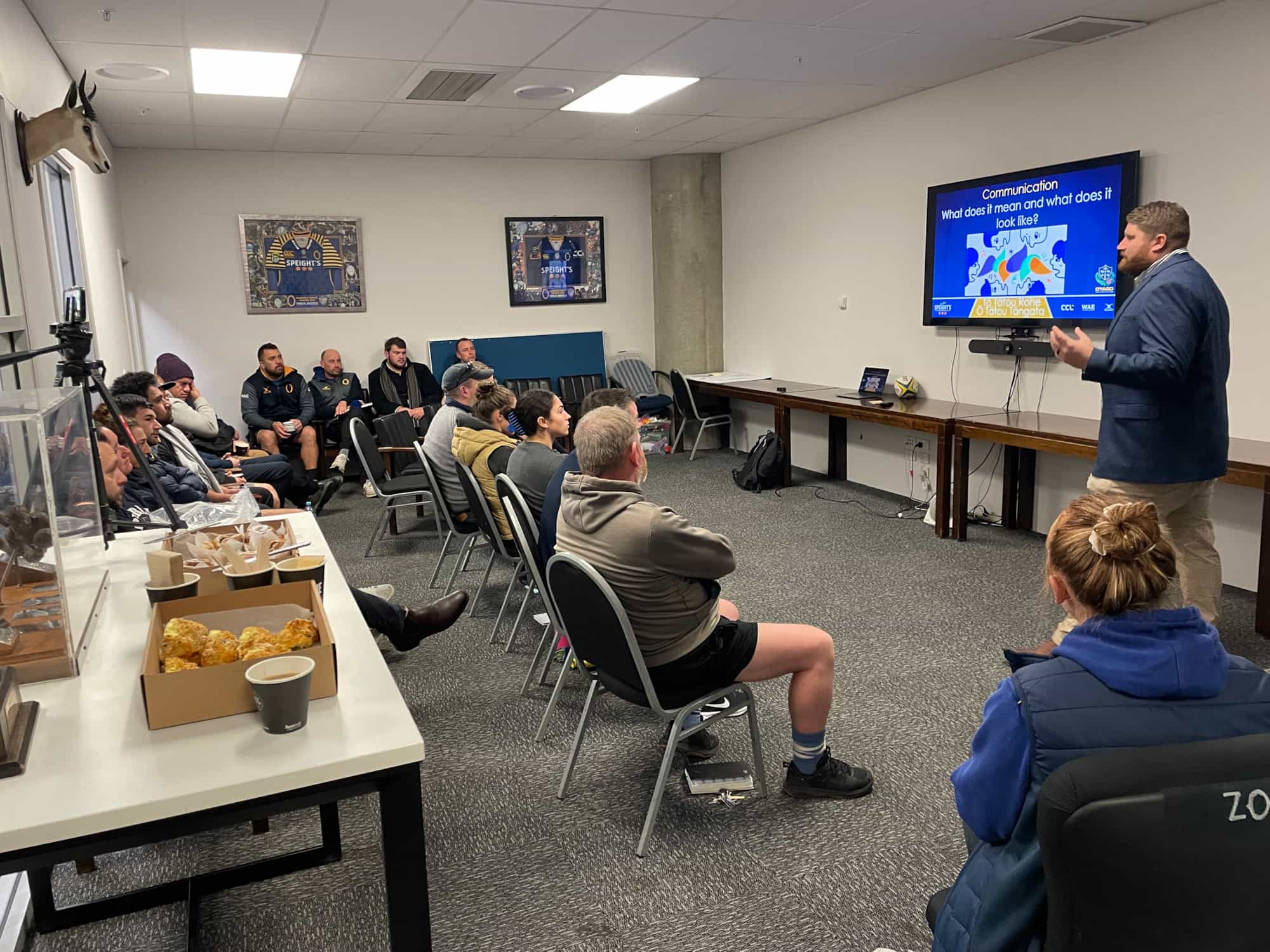 SCOTT MANSON COACHES CORNER